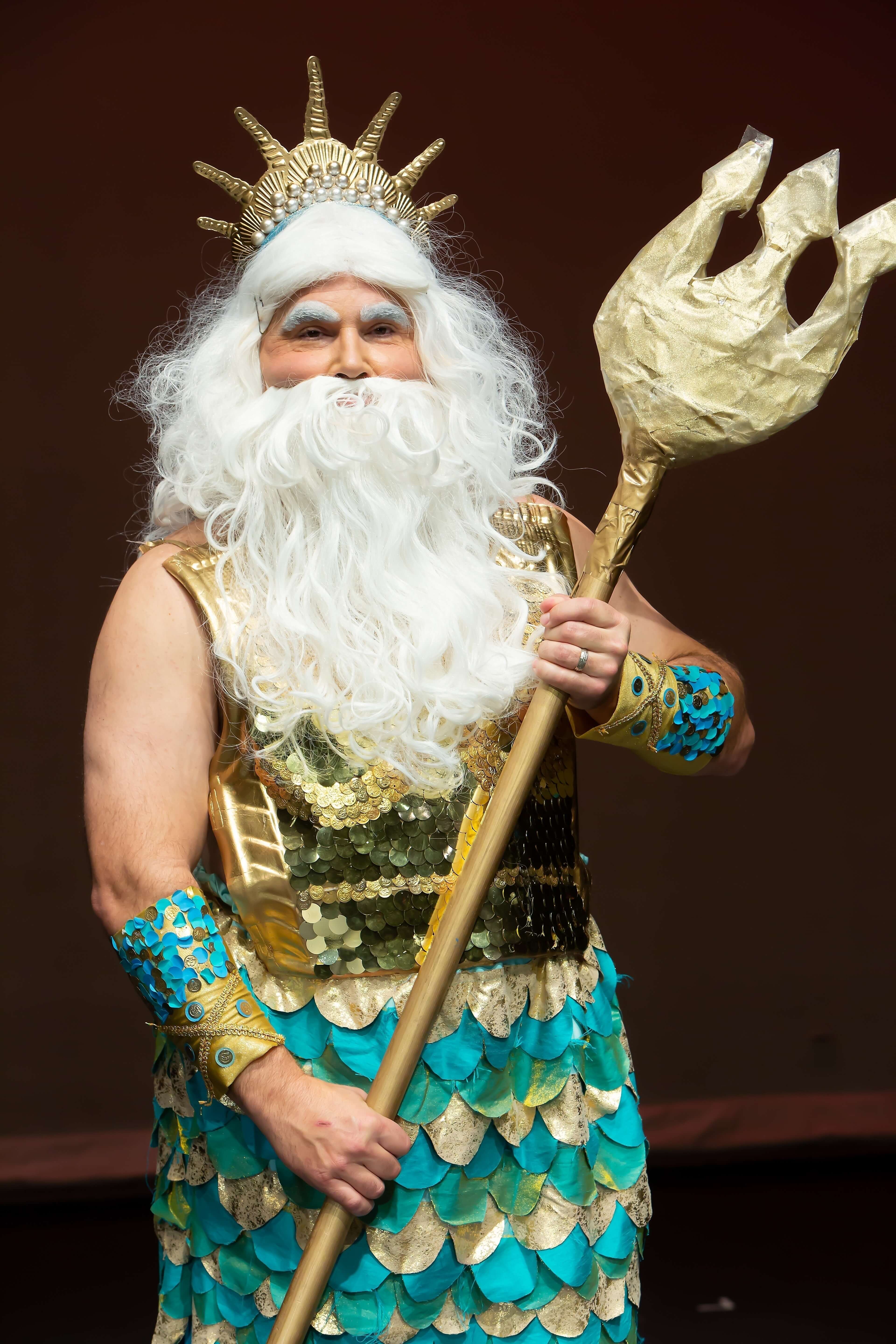 MERMAID – GARY HULL – The Livingston Post.com