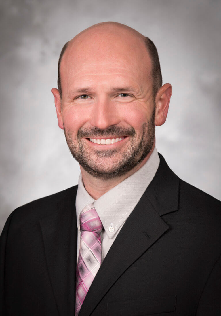 Trinity Health orthopedic surgeon takes on hip and knee pain – The ...