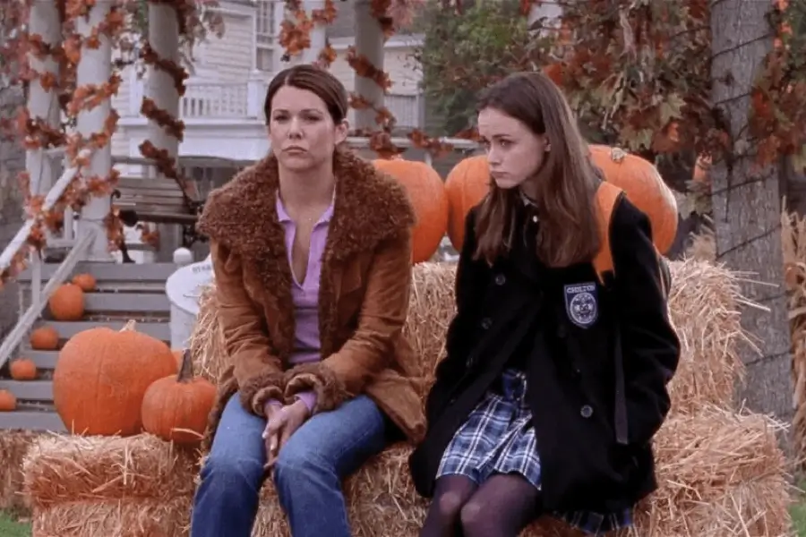 NY Times talks to Destination Stars Hollow organizer about ‘Gilmore ...